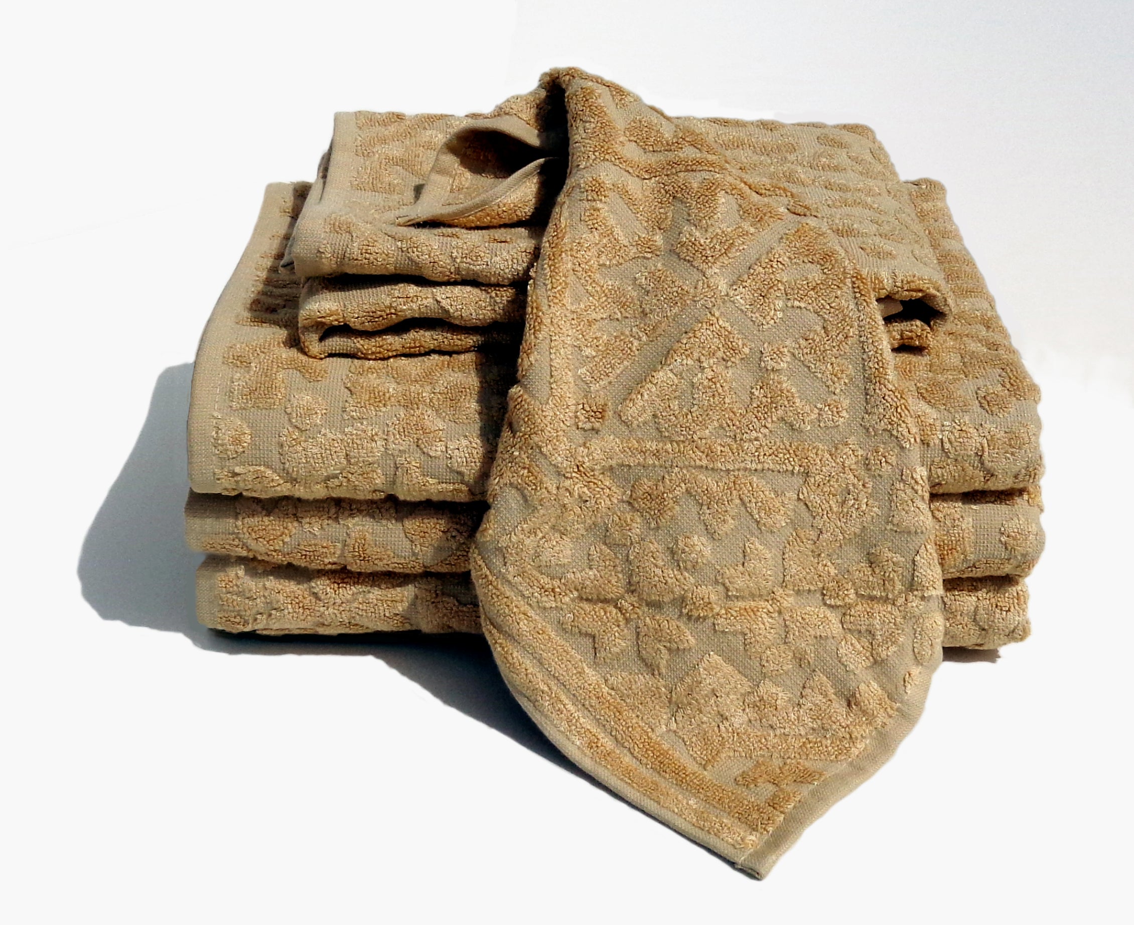 AKHARA BATH TOWEL – Nandina Organics